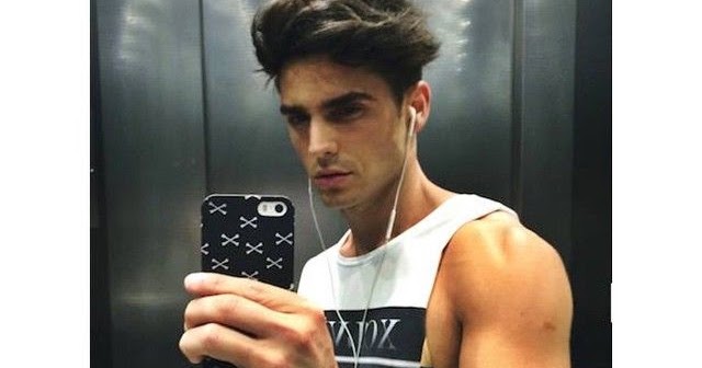 LA VENUDA : TROY PES