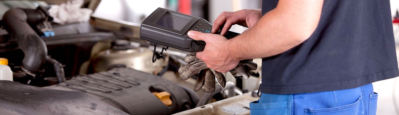 SENIOR RIOJANO: Luis, Jefe de Taller