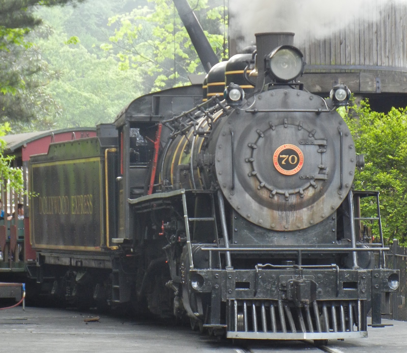 Signal Light Productions: Dollywood Express 70