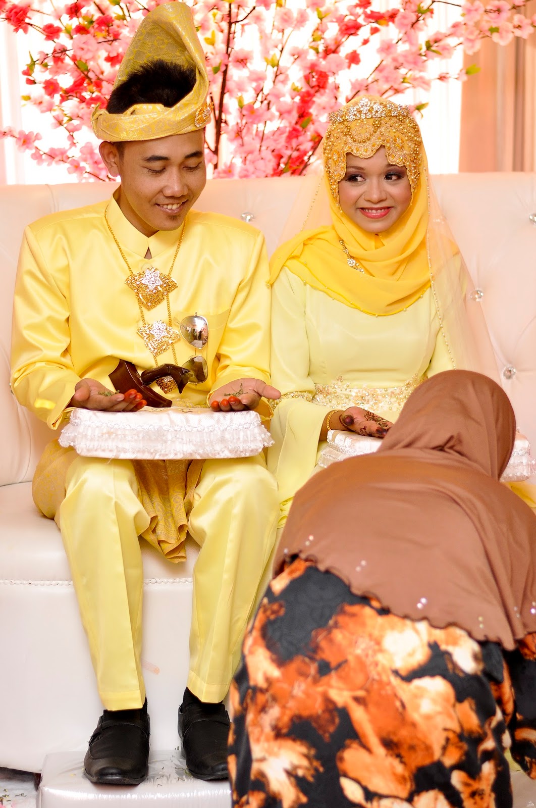 PAKEJ RUMAH TEMA SAKURA ~ BUTIK PENGANTIN DANIA