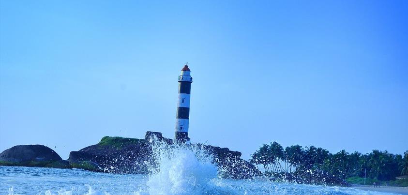 Udupi Tourism - www.udupitourism.com: LIGHT HOUSE