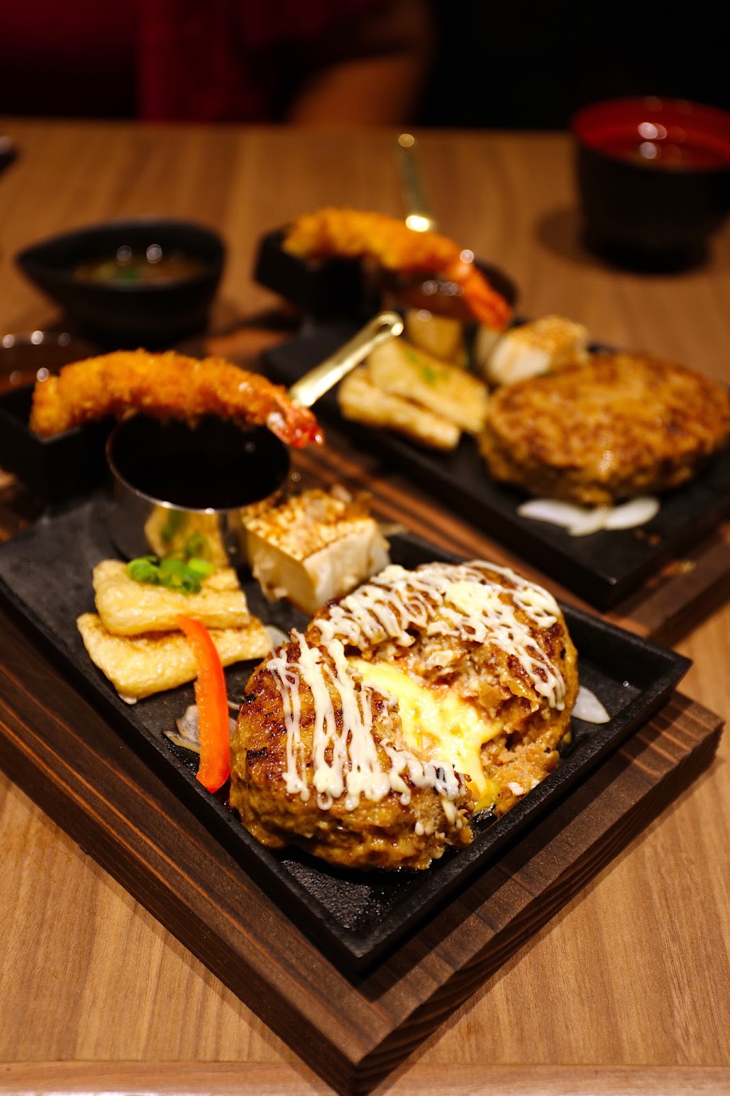 Teppanyaki Hamburg Nihonbashi Keisuke Bettei with Eggs and Salad Bar ...