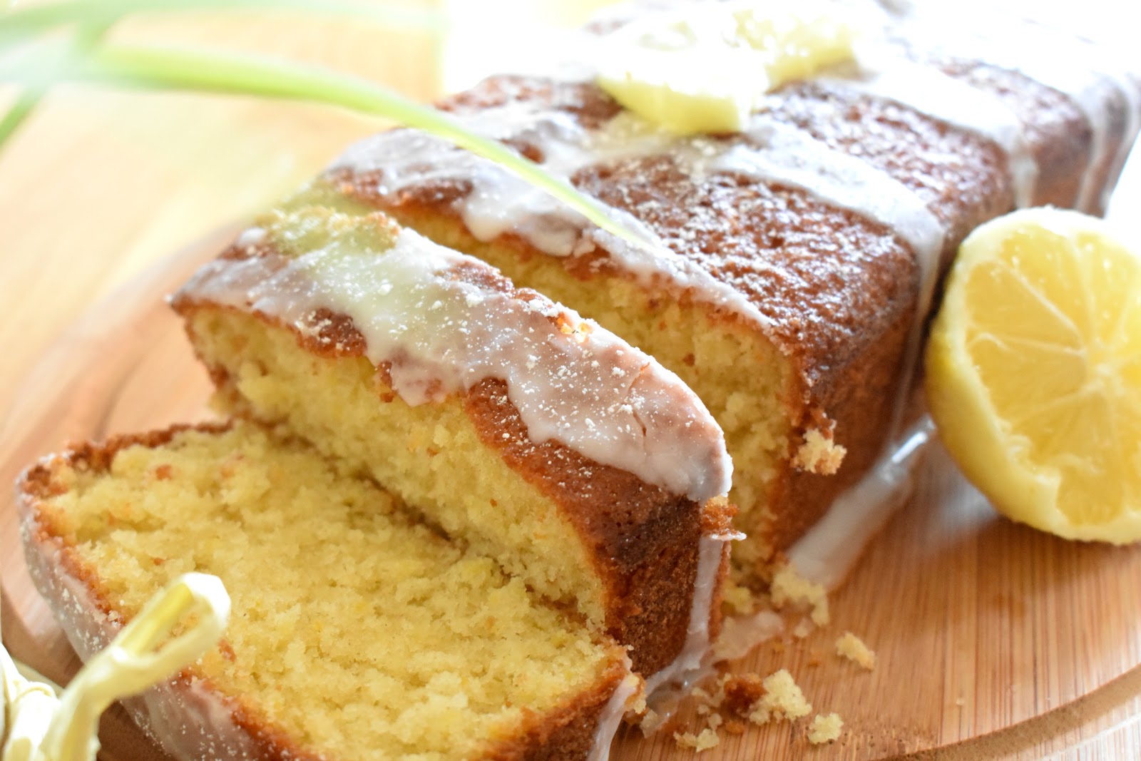 Easy Lemon Drizzle Cake Recipe