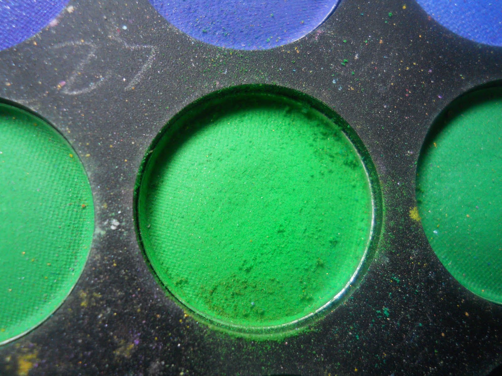 Electric Beauty: RASTA makeup