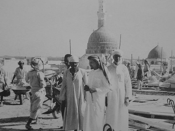 The City of Prophet MOHAMMAD (S.A.W): Old Pictures of Masjid-E-Nabvi