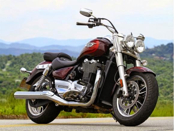 Test The Triumph Commander Taste - The War of Auto's