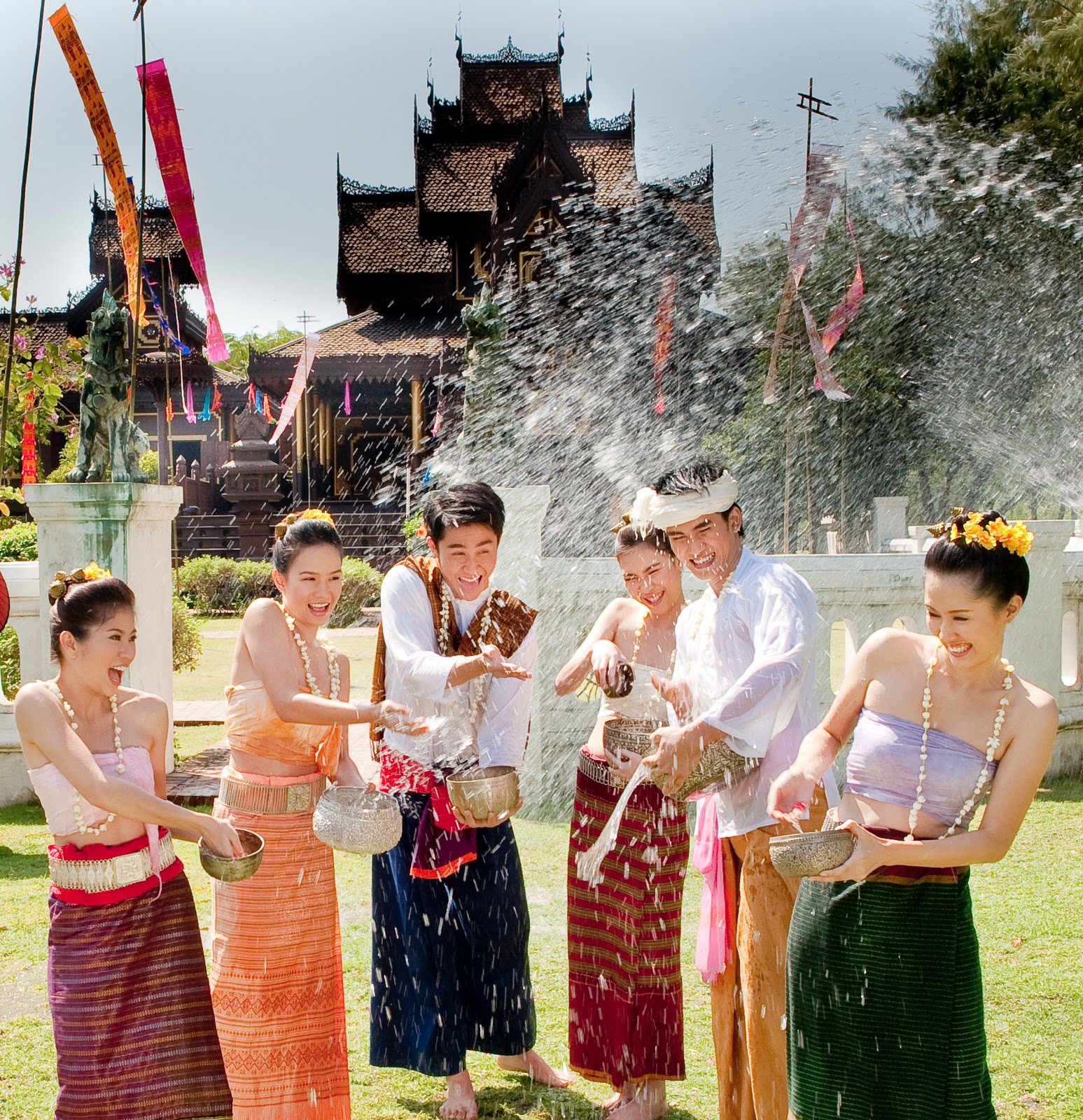 Songkran Pictures ~ Thailand Festival