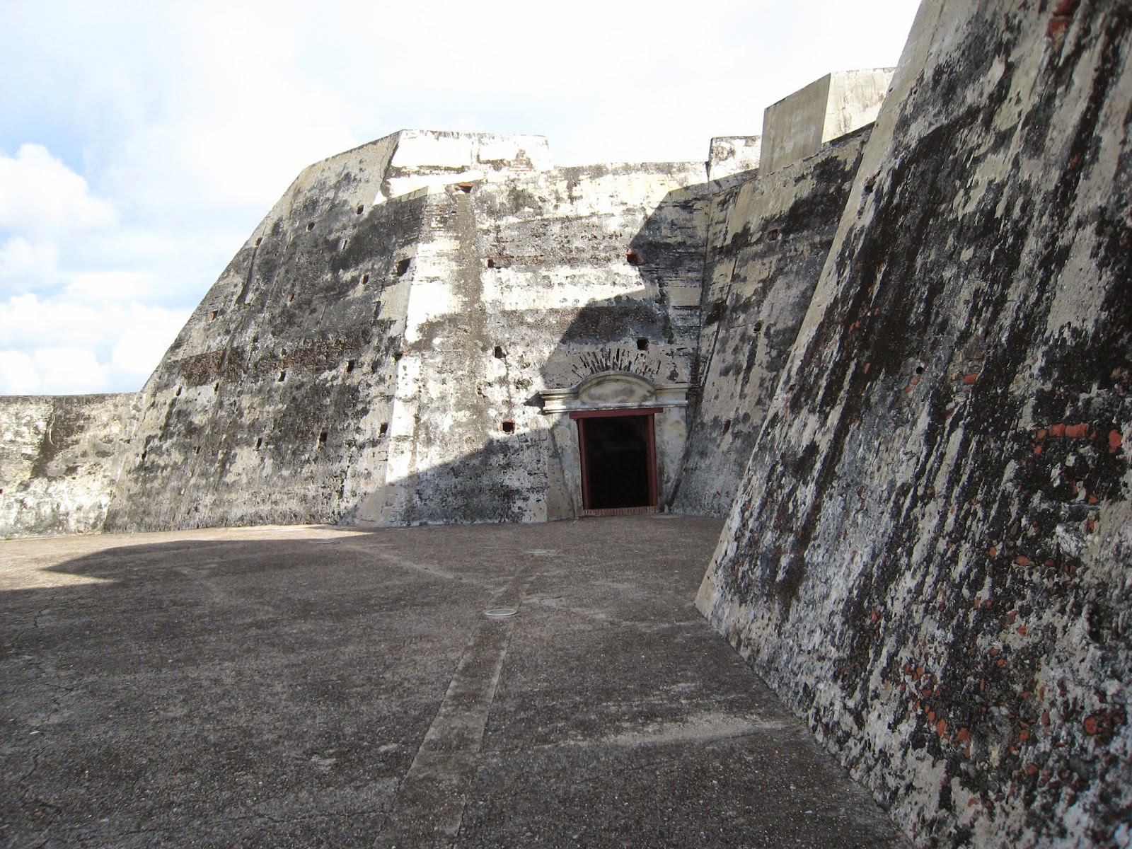 ANTROPOLOGÍA EN EL LABERINTO: Pueblos de Colombia - Fuerte San Felipe ...