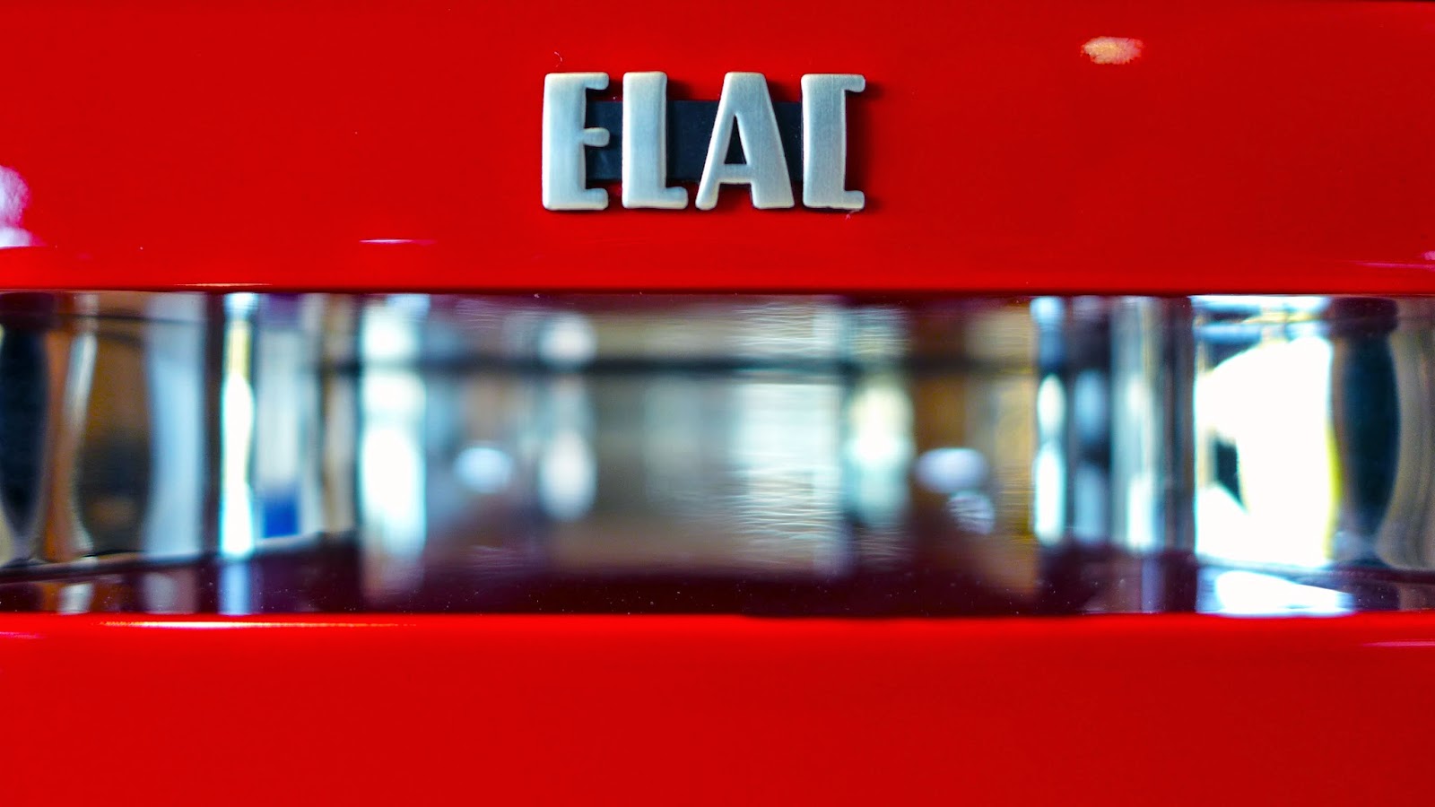 A Glimpse of Custom Porsche ELAC Speakers – M & S | Ultimate High-Fidelity