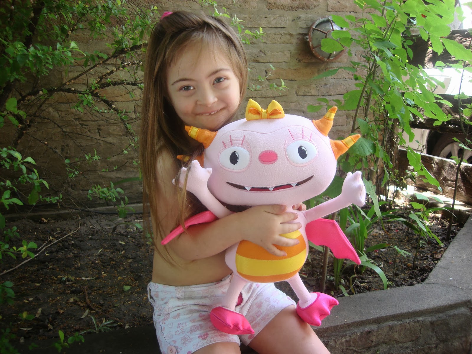 Laras INC peluches: Summer Hugglemonster en 55 CM muñeco peluche plush