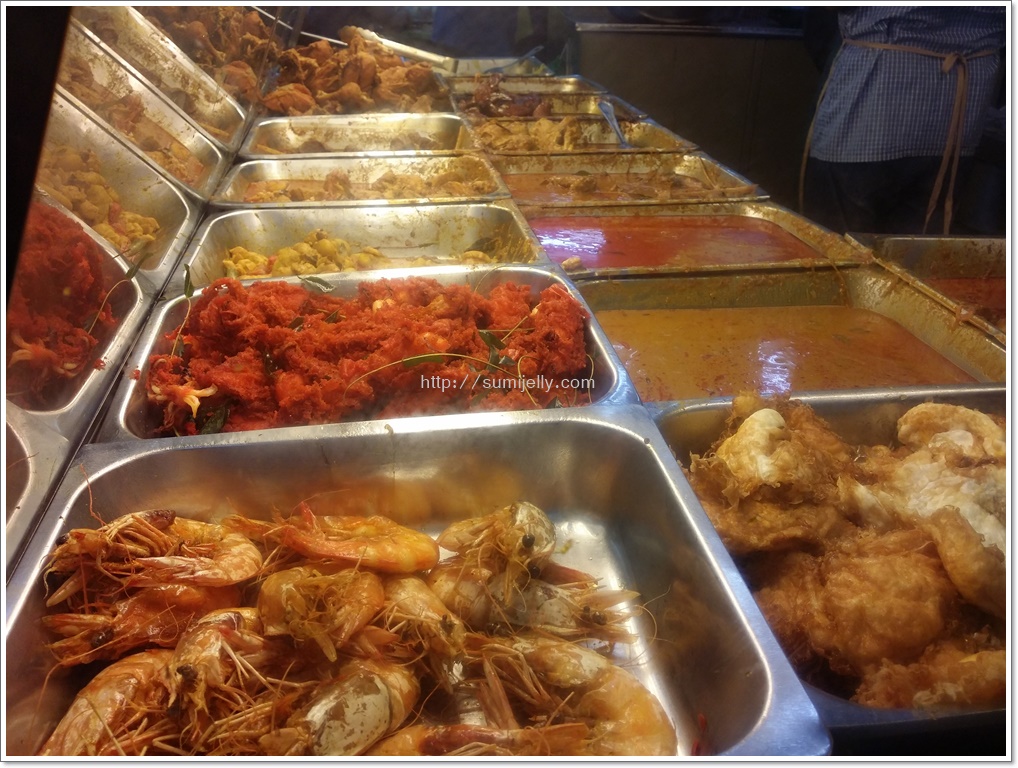 Menjamu Selera Sinonim - Celera Anda