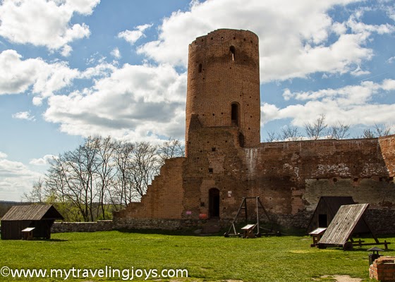 Exploring the Czersk Castle near Warsaw ~ My Traveling Joys