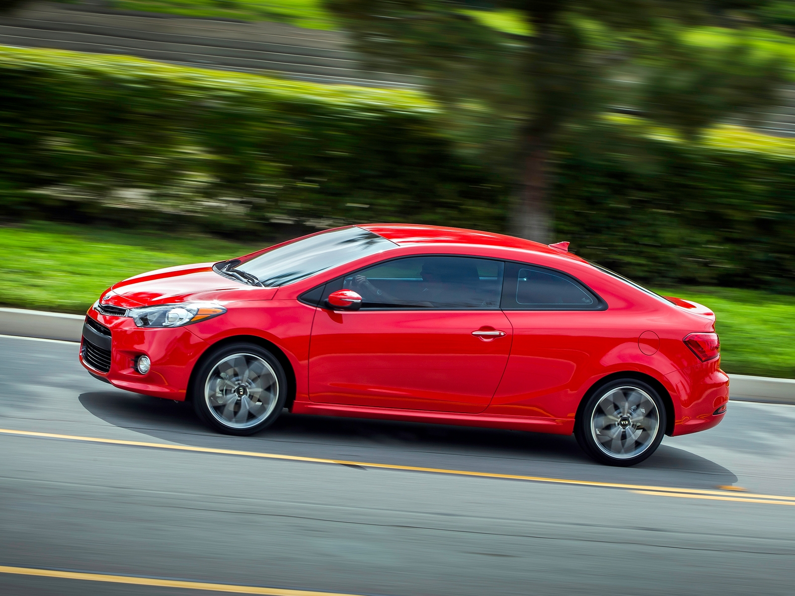 Kia Koup completa a nova geração da família Cerato