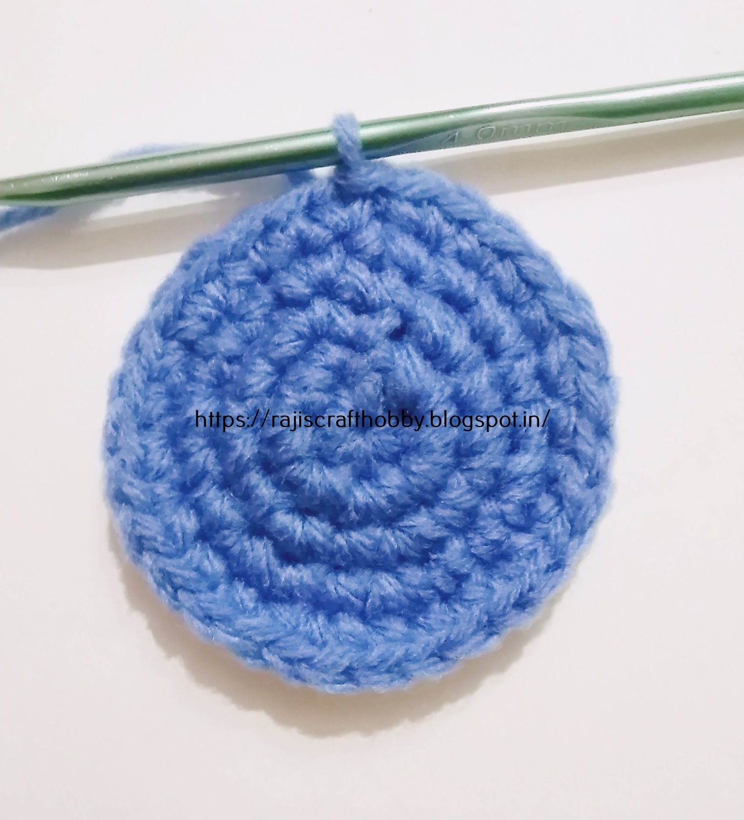 Raji's Craft Hobby: How to Make a Flat Single Crochet Circle