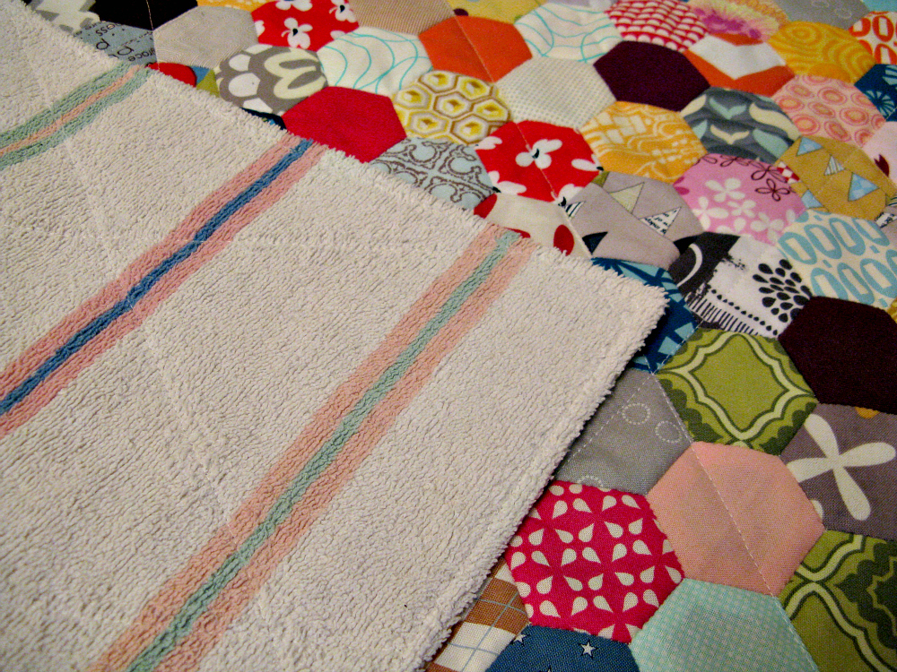 Crafting...: Hexagon Bathmat