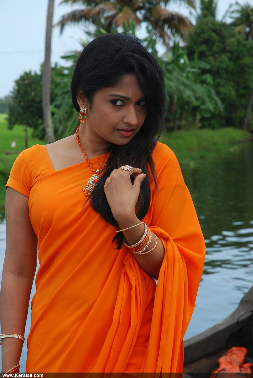old: Mithra Kurien Pictures,Stills,Photos