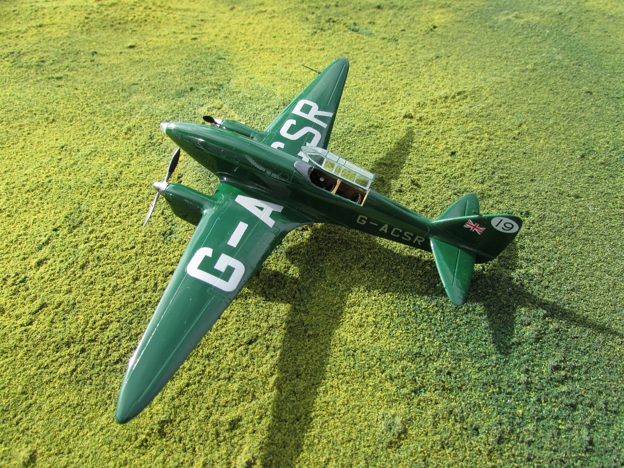 Wings of Intent: De Havilland DH88 Comet, KP 1/72 completed