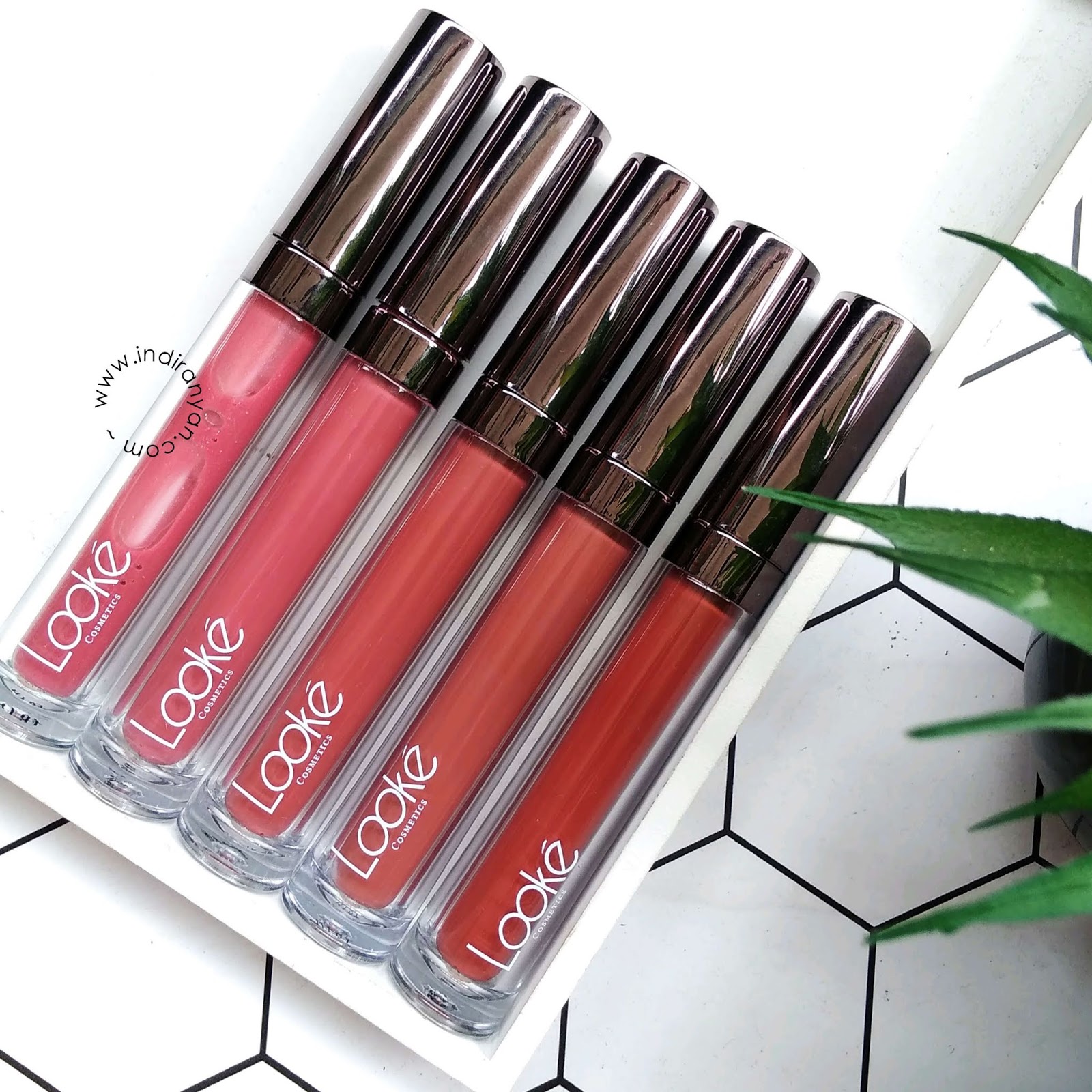 [REVIEW] Looke Cosmetics Holy Lip Series* | What Indira Loves