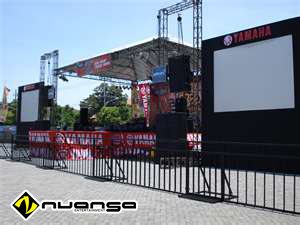 sewa barikade panggung