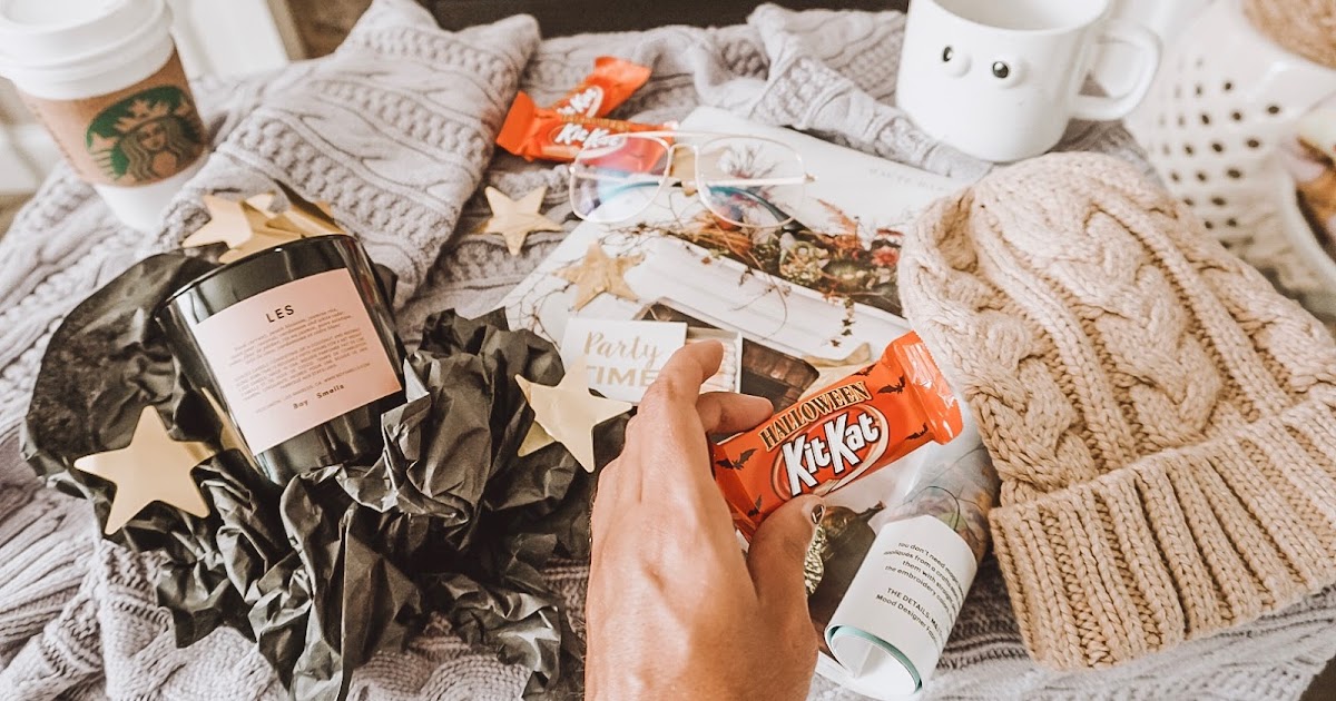 Stay In: Cozy Netflix Shows to Watch & Snuggle ASAP — The Yellow Spectacles