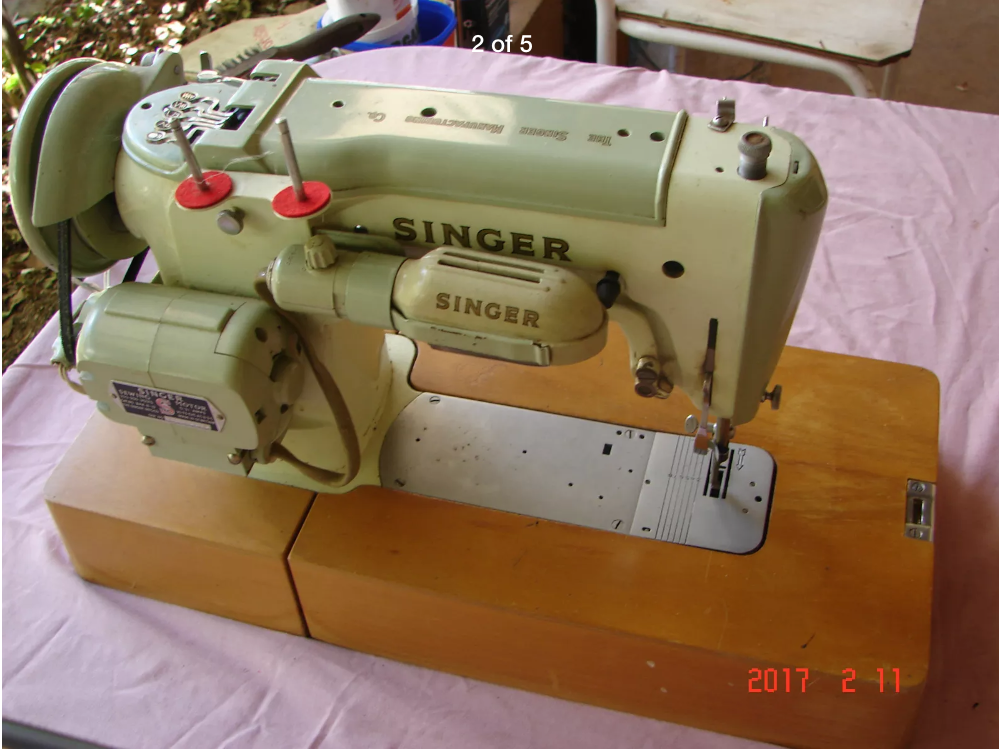 Machine: 1959 Singer 320K-2 Electric