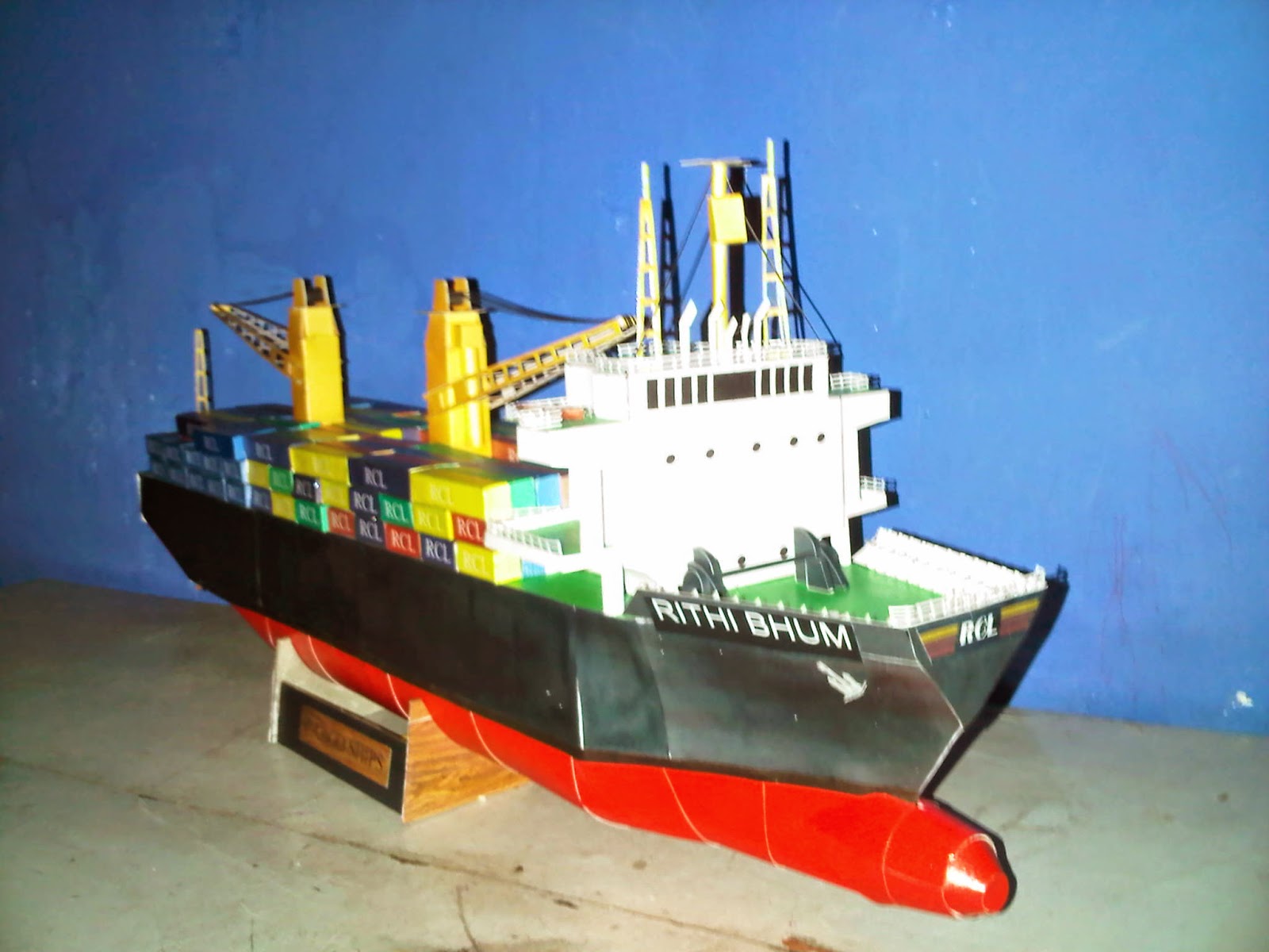 Papermodel Kapal Perang & Lain2: Paper Model Kapal Cargo