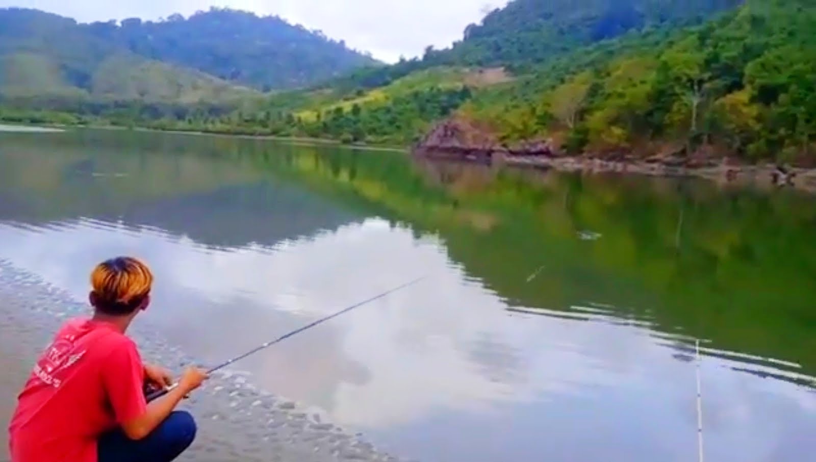 PANTAI MUARA MBADUK BANYUWANGI, SATU DESTINASI BANYAK ATRAKSI