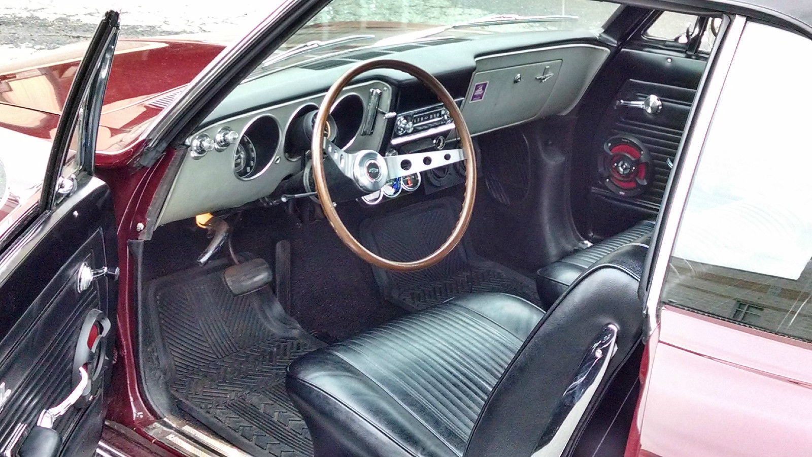 What's In The Trunk: 1965 Chevrolet Corvair V8 - DailyTurismo