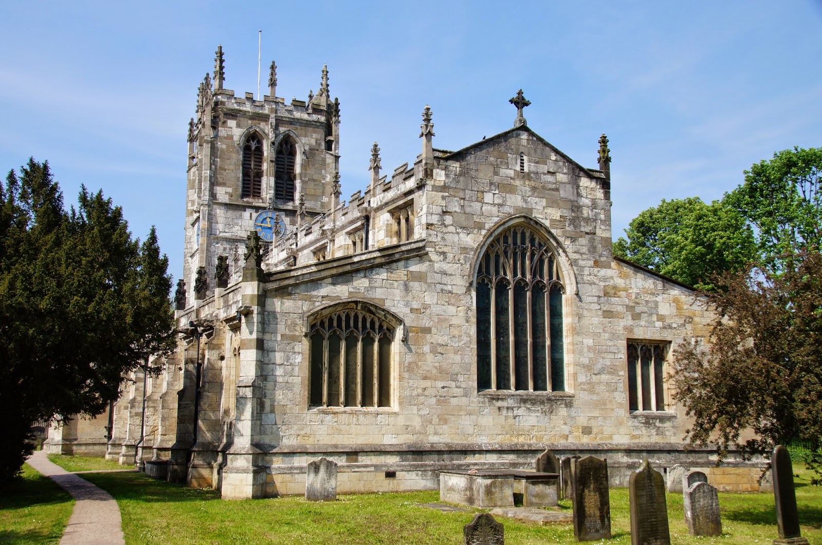 Selby District Churches & Wargraves: Tadcaster Cemetery and St. Mary's