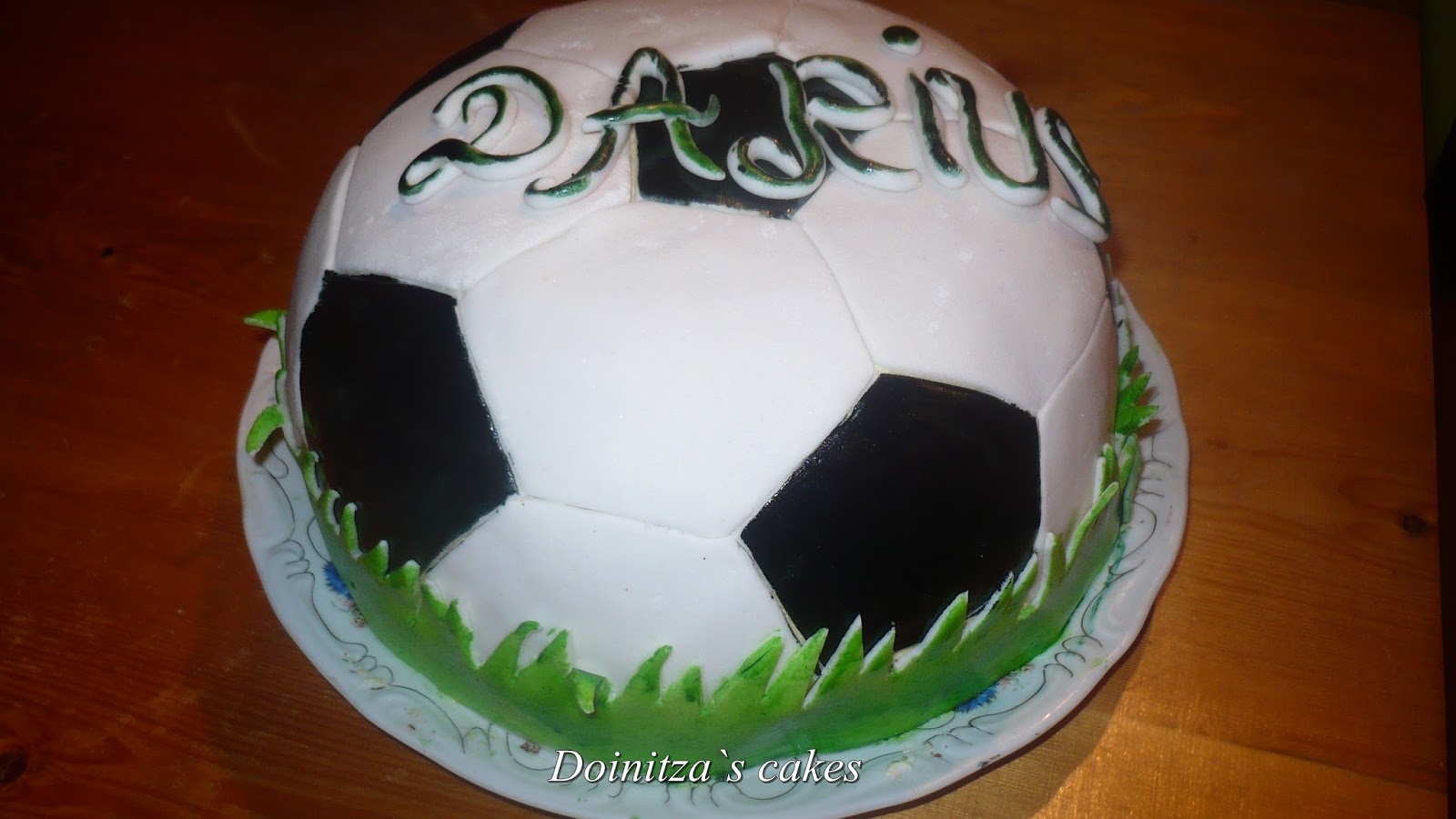 Tort Minge de fotbal | Doinitza`s cakes