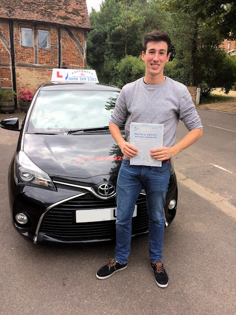 Safedrive Stars: Driving lessons Bracknell, Driving instructor ...