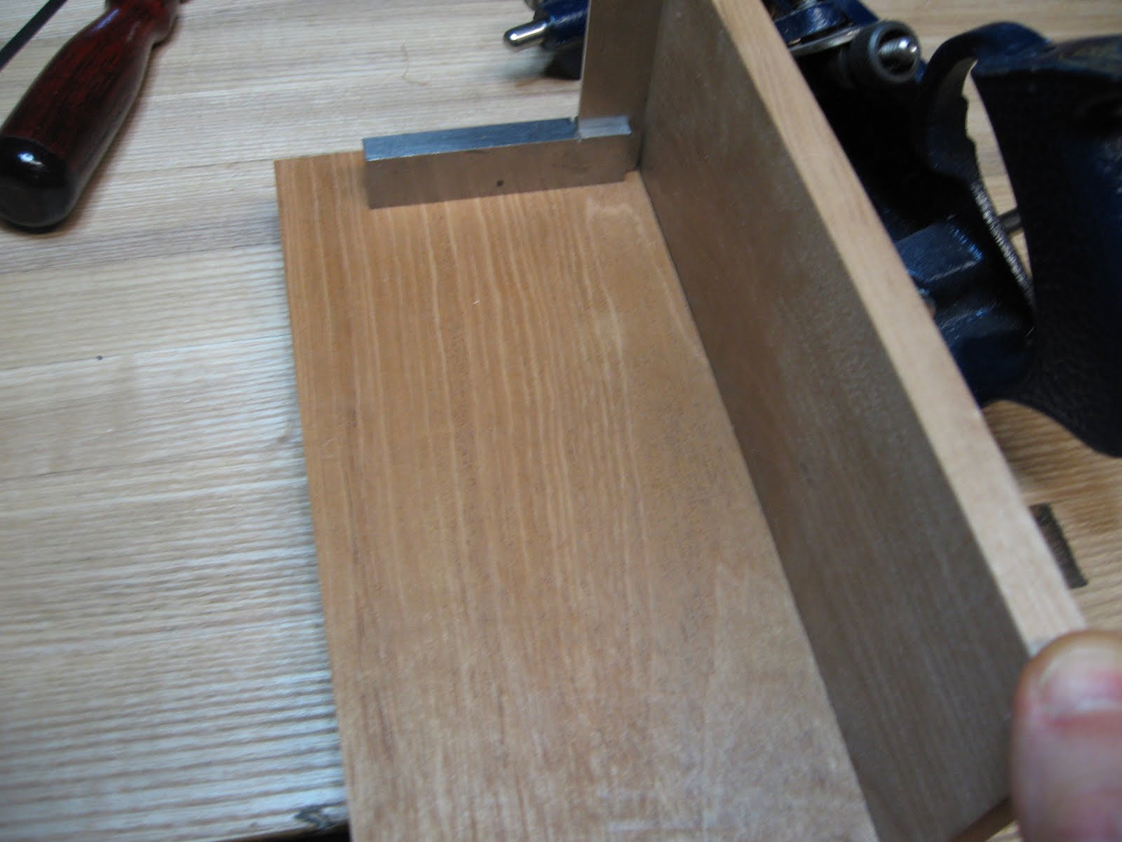 Les Anciens Copeaux: Technique: Rainure arrêtée