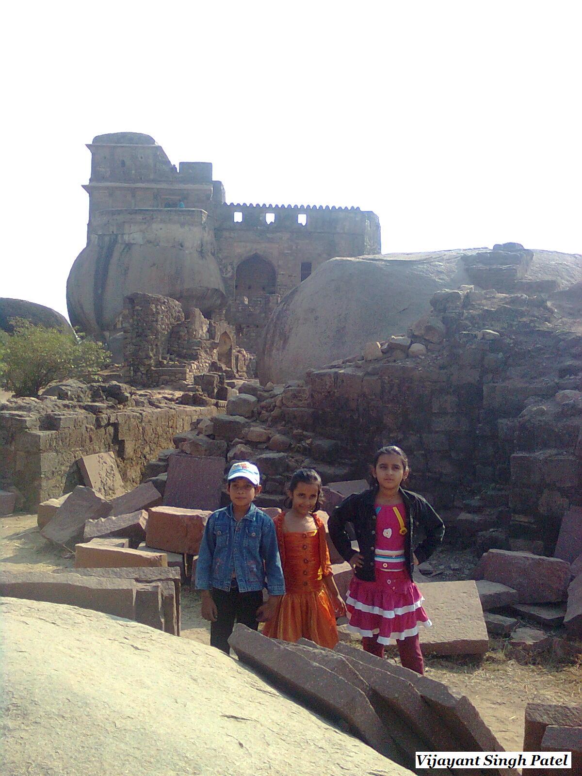 Its My Life: Madan Mahal Fort (Jabalpur)