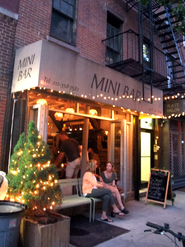 Ett annat New York: 331. Mini Bar
