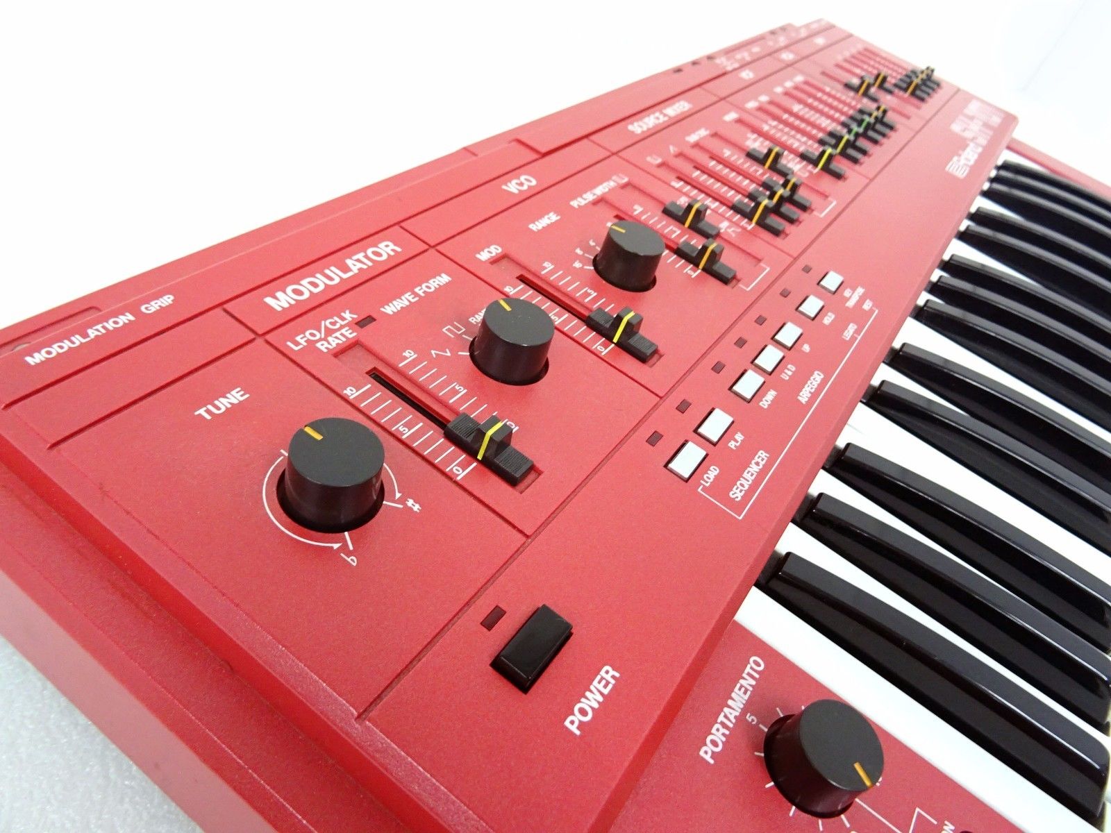 MATRIXSYNTH: Red Roland SH-101 SN 320693