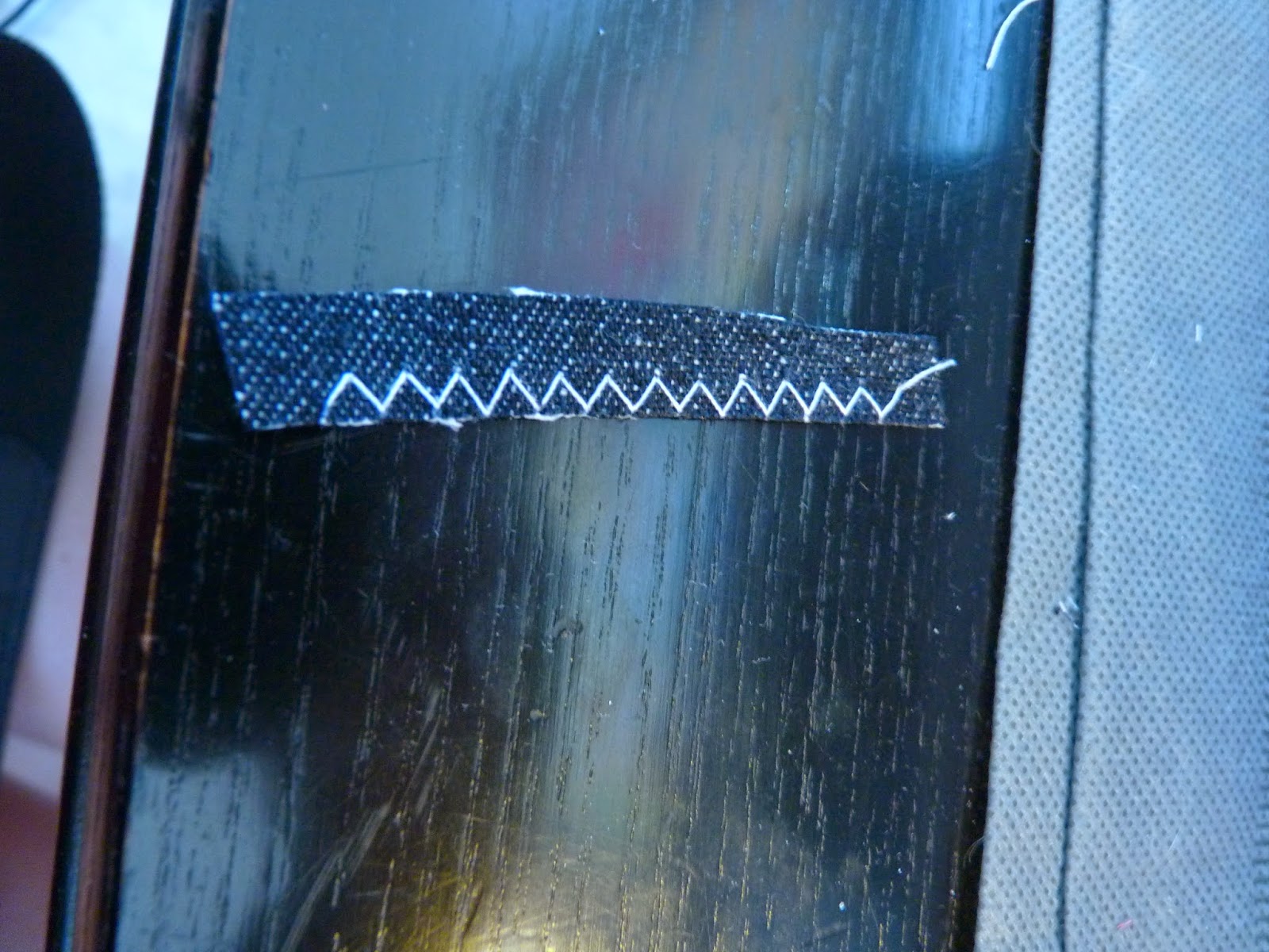 Anchoiade Nicoise: Tout savoir sur le surfilage.