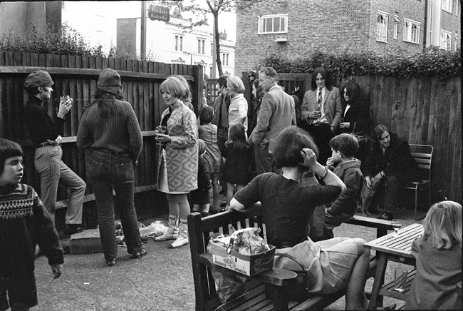 ON THE ROAD Archives: THE FAMOUS PUBS, HENEKEY’S AND FINCH’S, on ...