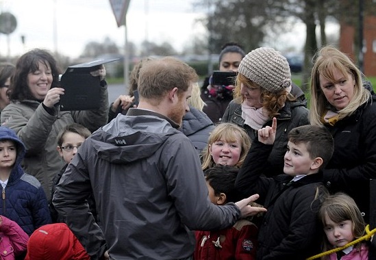 VJBrendan.com: Harry Greets Children from Weeton Primary School and ...