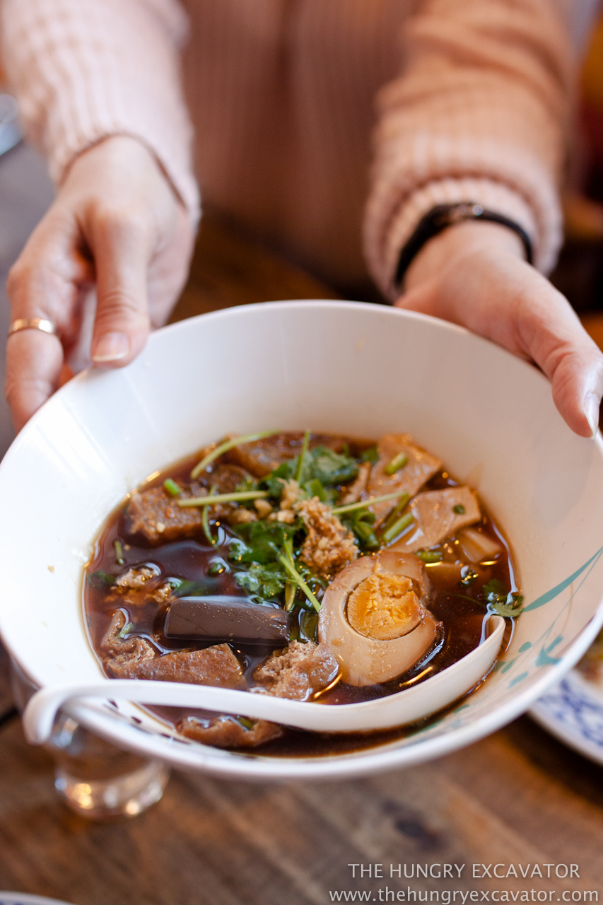 The Hungry Excavator: Jinda Thai, Richmond