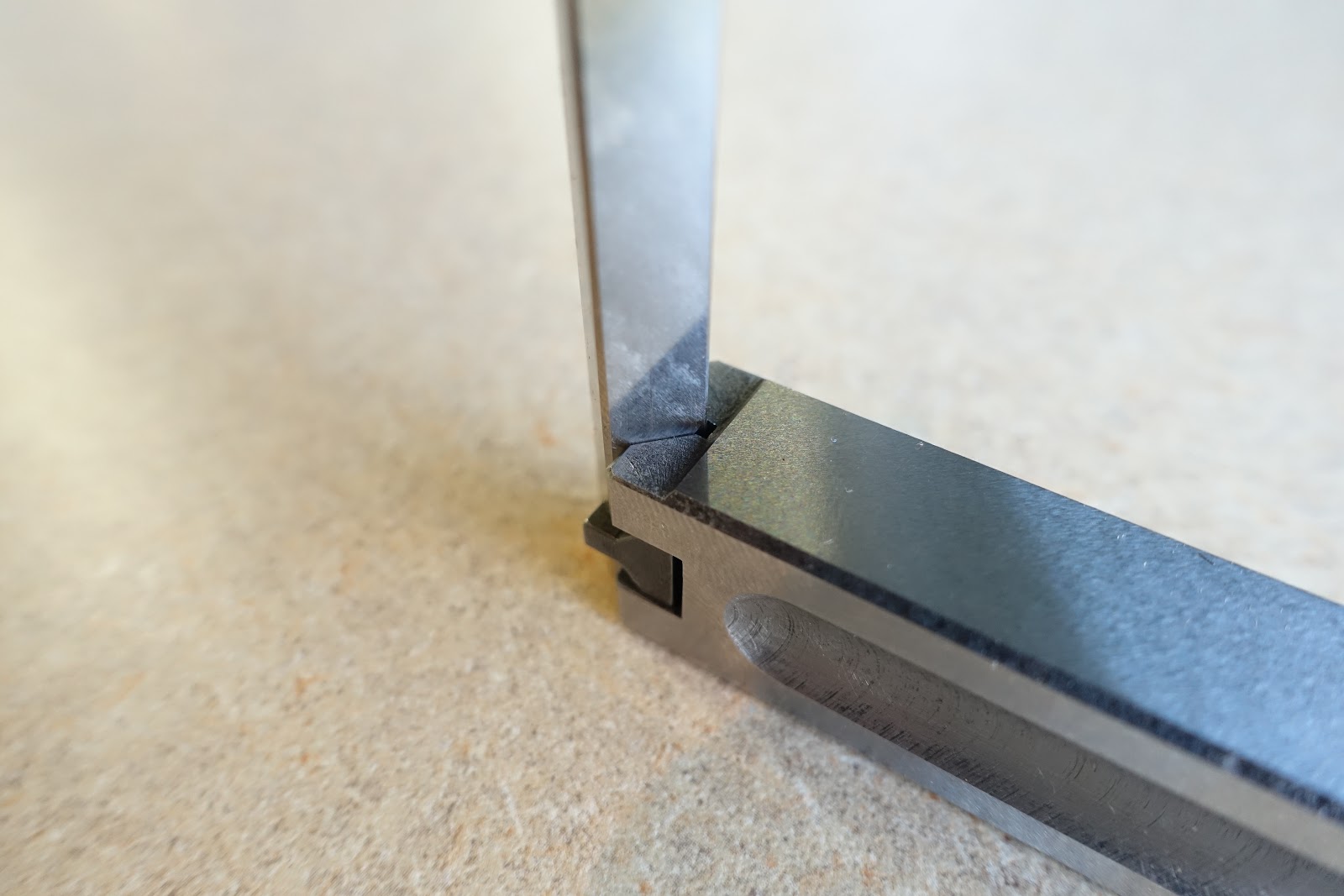 Atlas Engineering: Adjustable Prismatic Square