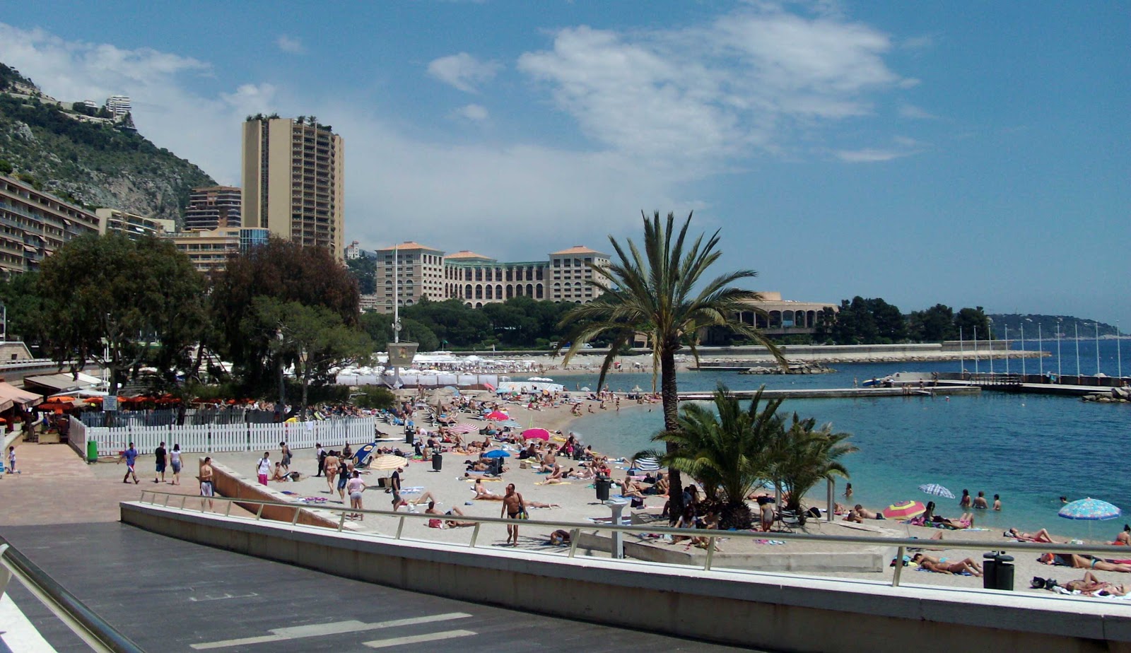 Viajar só?: Villefranche/Mónaco