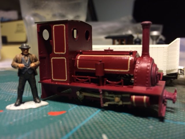 Quarry Hunslet in 009: lining...