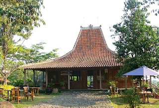 Traditional House in Central Java | Simple SEO Red