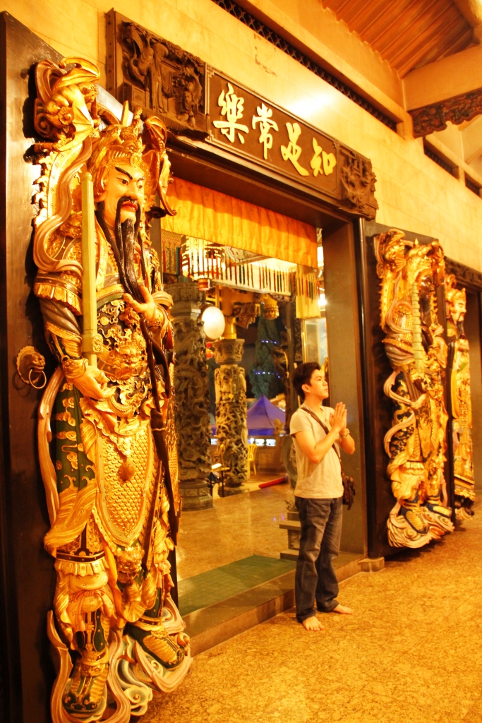 MengZhi: Glorious Temple in Raja Uda, Butterworth, Penang.