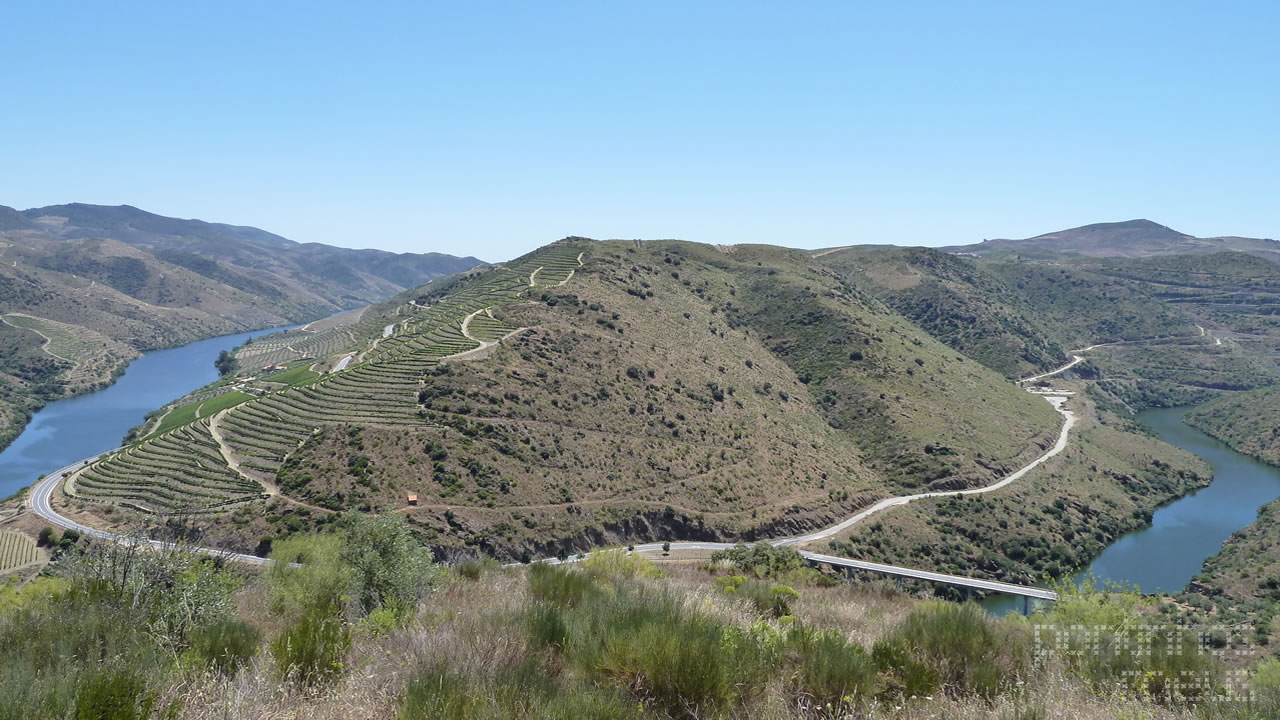 pontinhos meus: Vila Nova de Foz Côa - Portugal