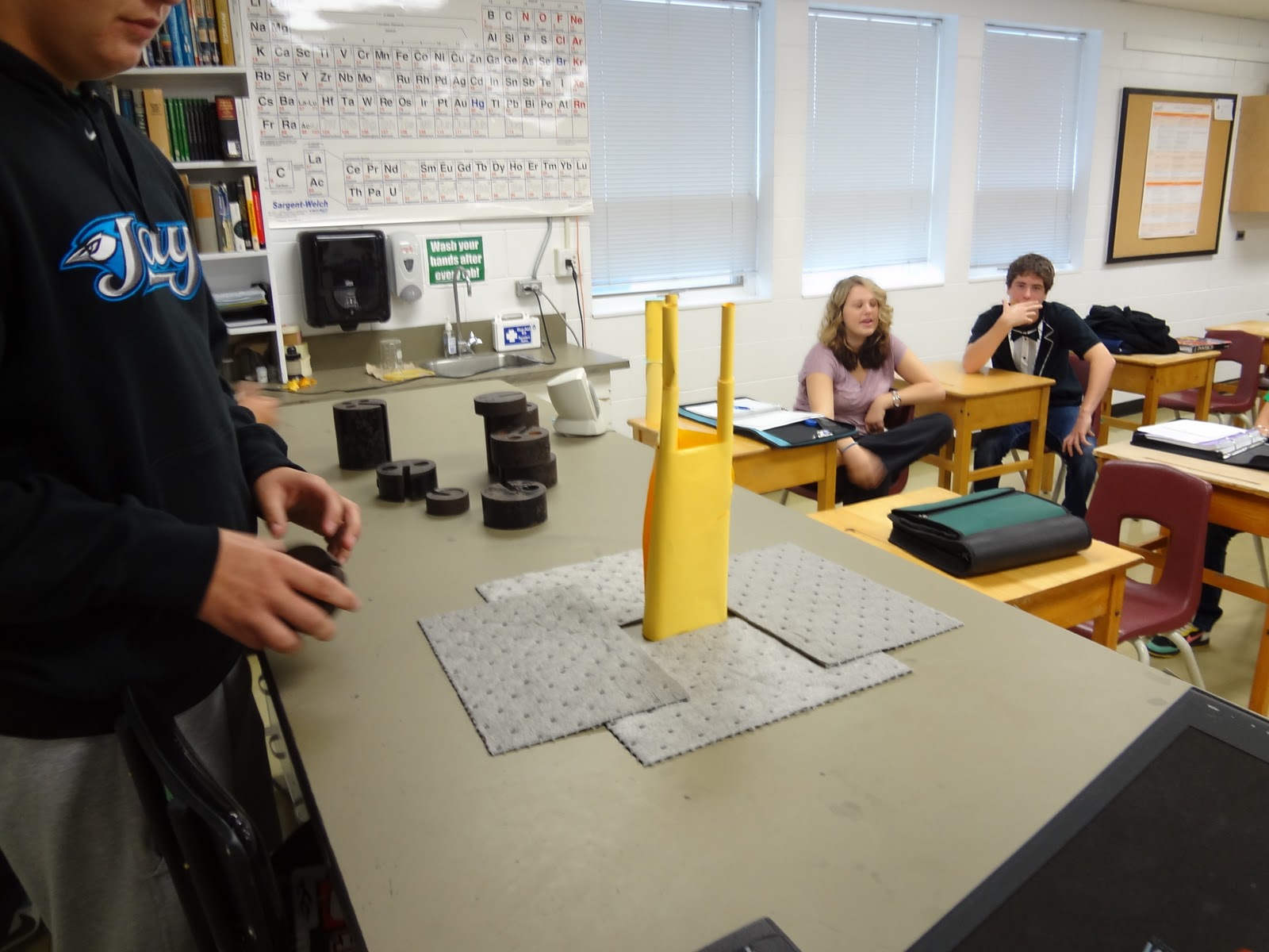 Jasa's Physics Blog: Paper Tower Competition!!!!
