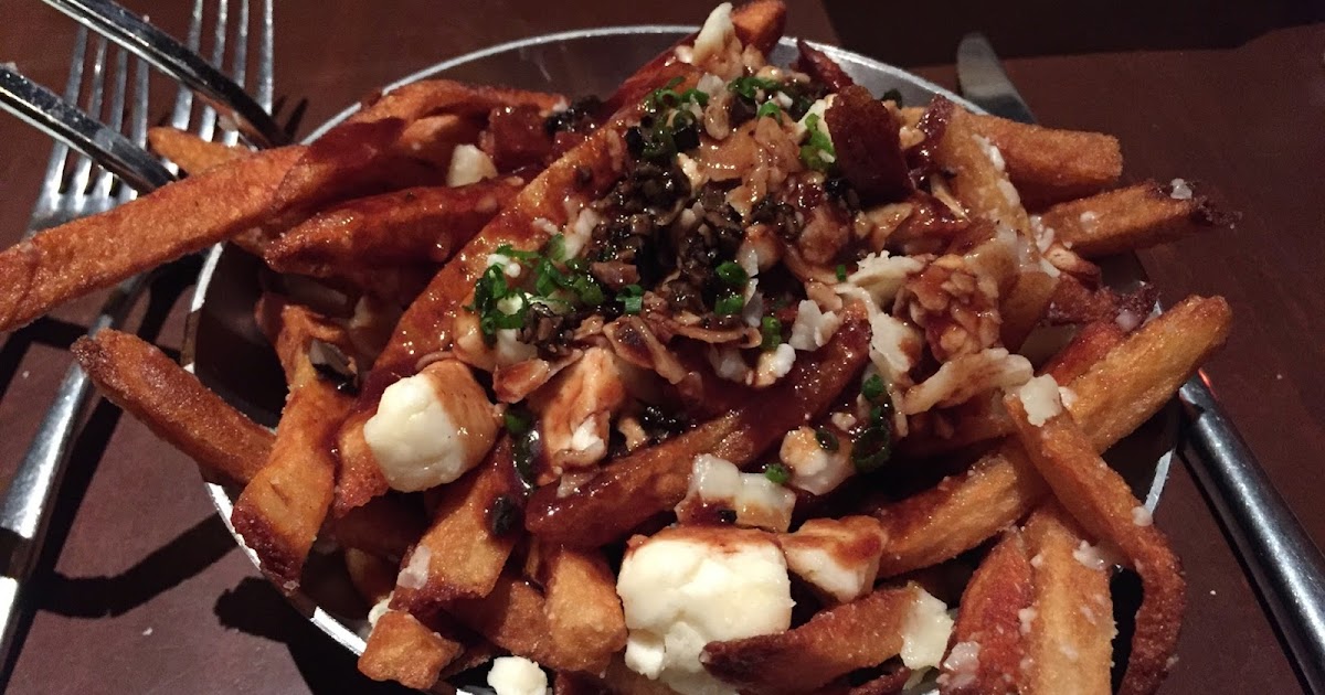 Le Cellier Signature Poutine From Le Cellier Steakhouse / ル・セリエ ステーキハウス ...