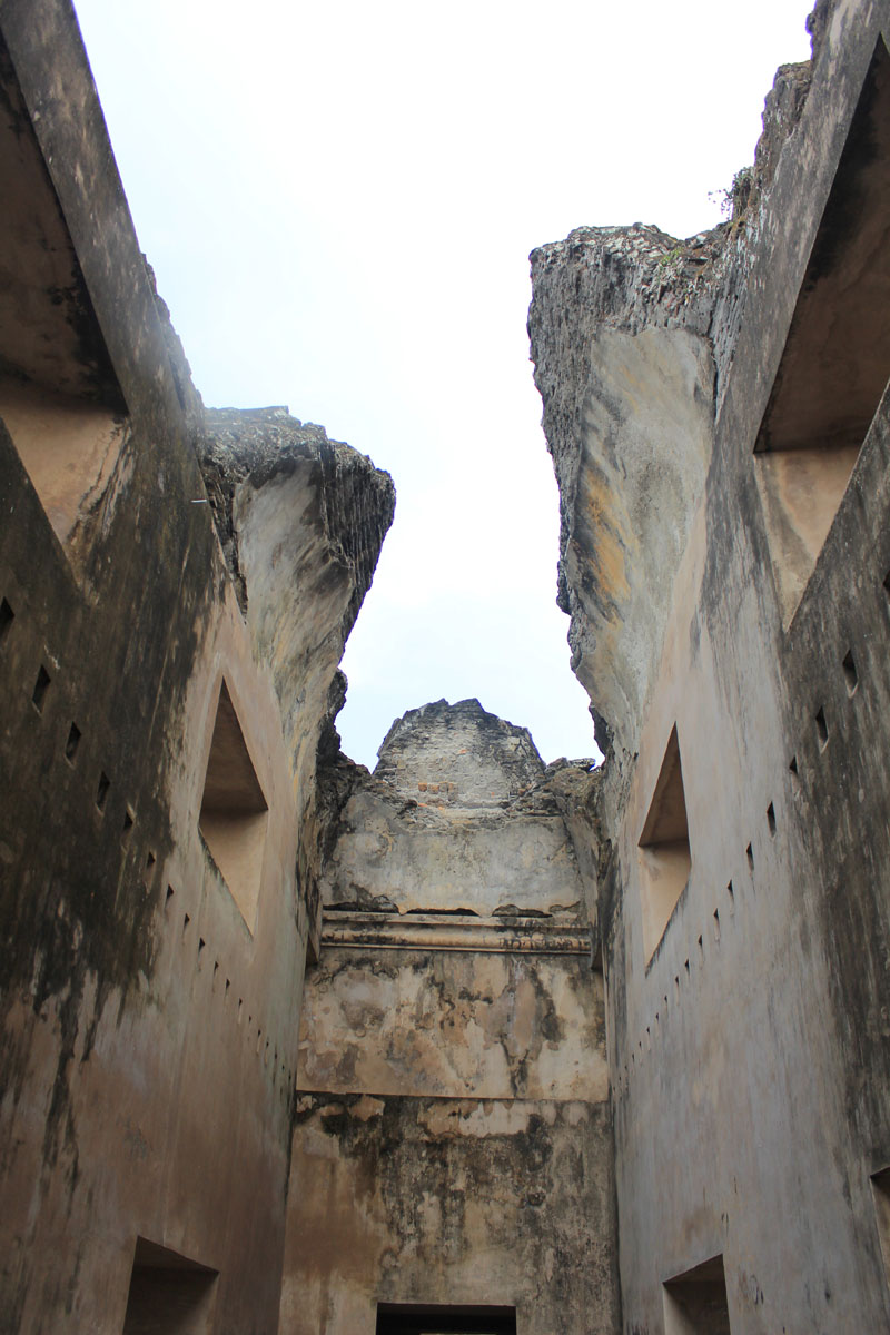 Pulau Cemeti dan Hujan Pertama di Jogja - Tikus Keluyuran