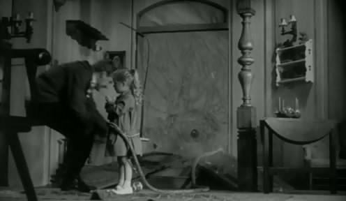 SPACE MONSTER: THE CRAWLING EYE aka THE TROLLENBERG TERROR 1958