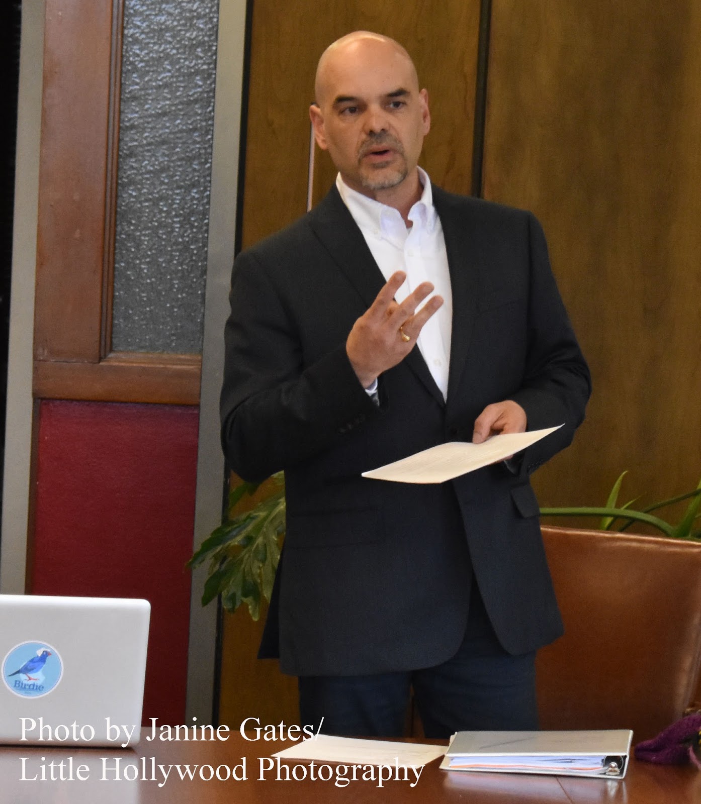 Little Hollywood: Fishburn Enters Race for Olympia Port Commissioner